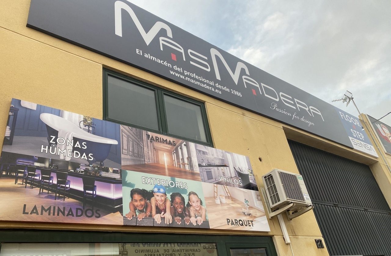 Almacén de suelo y revestimiento en Málaga | Más Madera